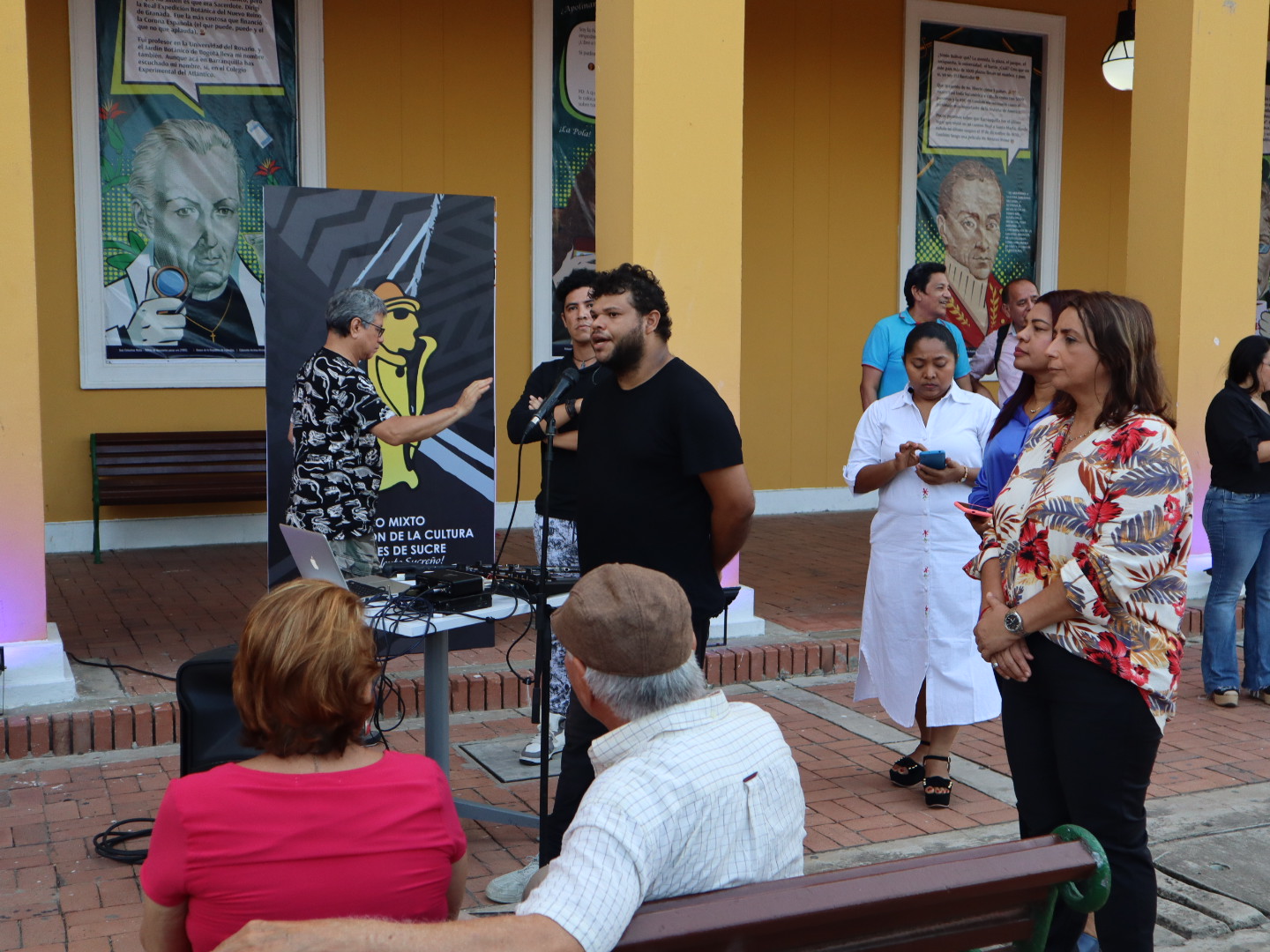 Inauguración del Tercer Salón de Arte Emergente de Sucre: Sucre se tomó ...